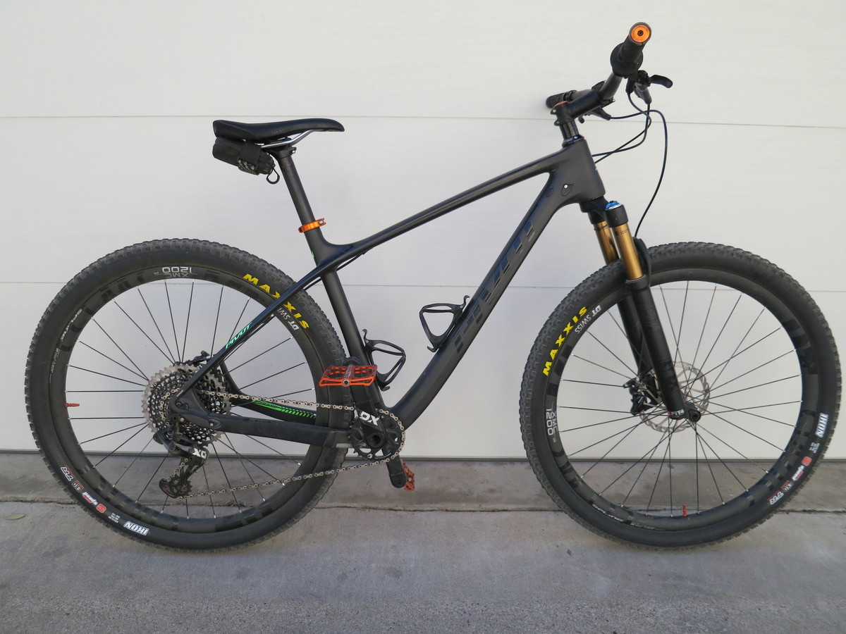 2016 Pivot LES 29er Carbon