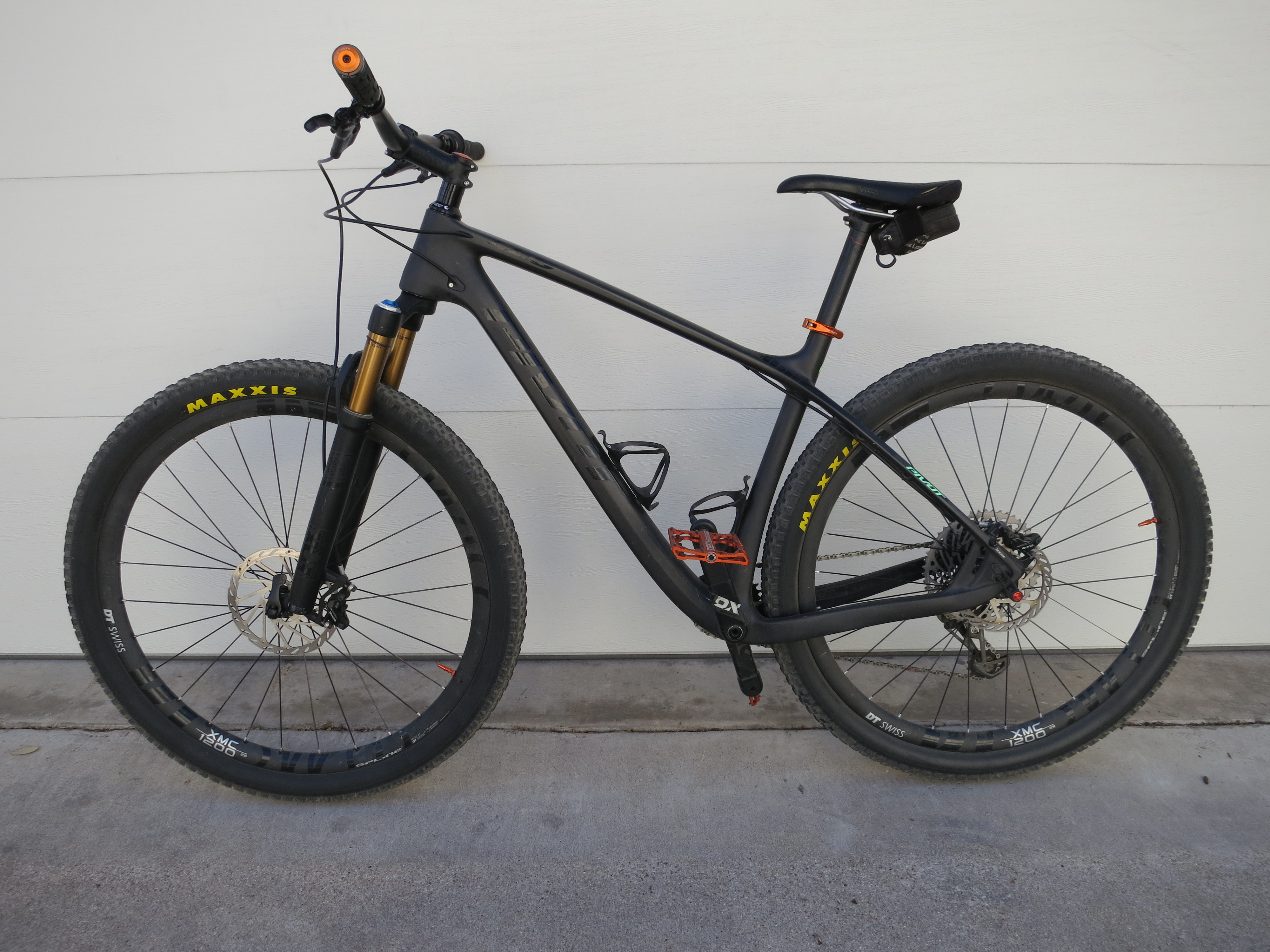 2016 Pivot LES 29er Carbon