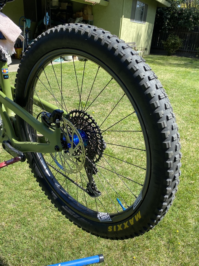 2021 Yeti SB 165