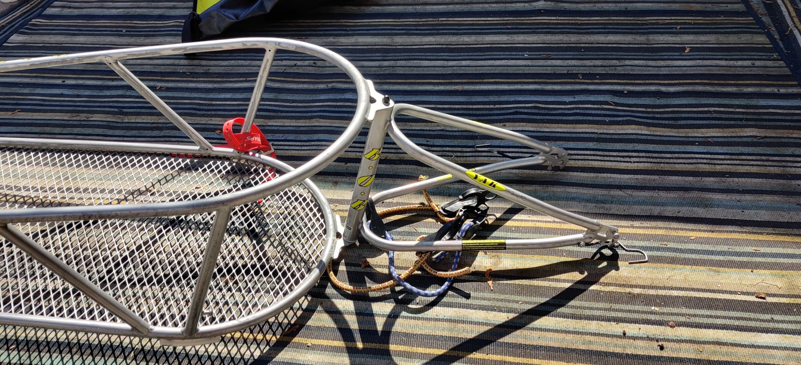 BOB Yak bike trailer