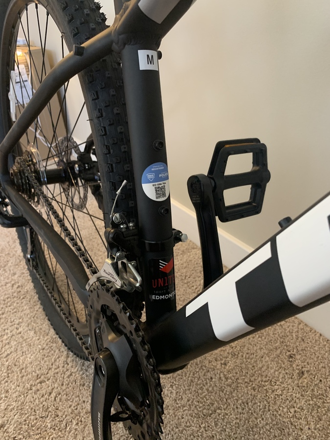 2022 Trek Marlin 4 Hardtail Mountain Bike Medium