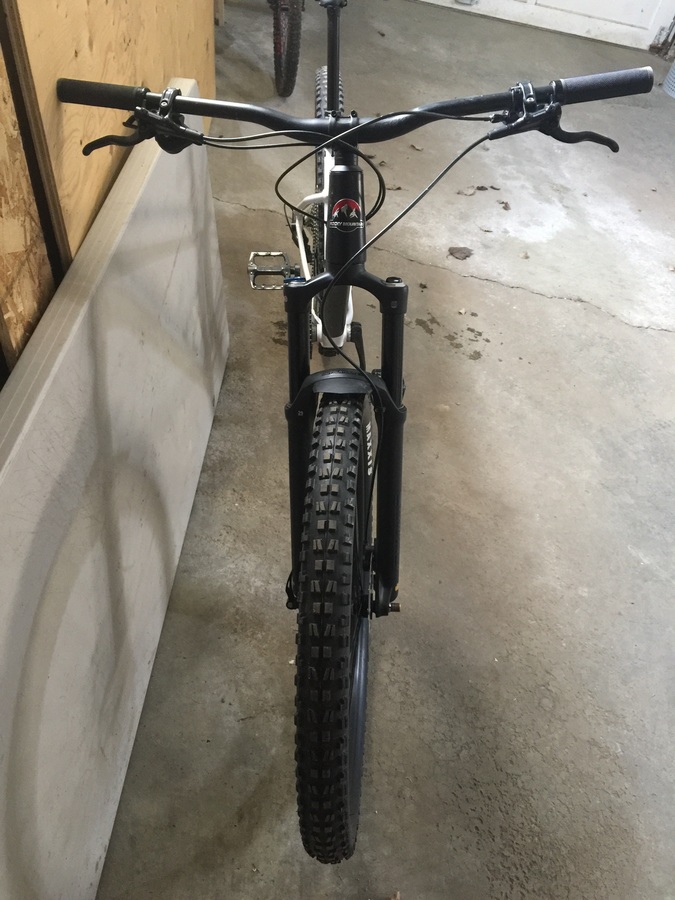 2022 Rocky Mountain Bicycles Growler 40