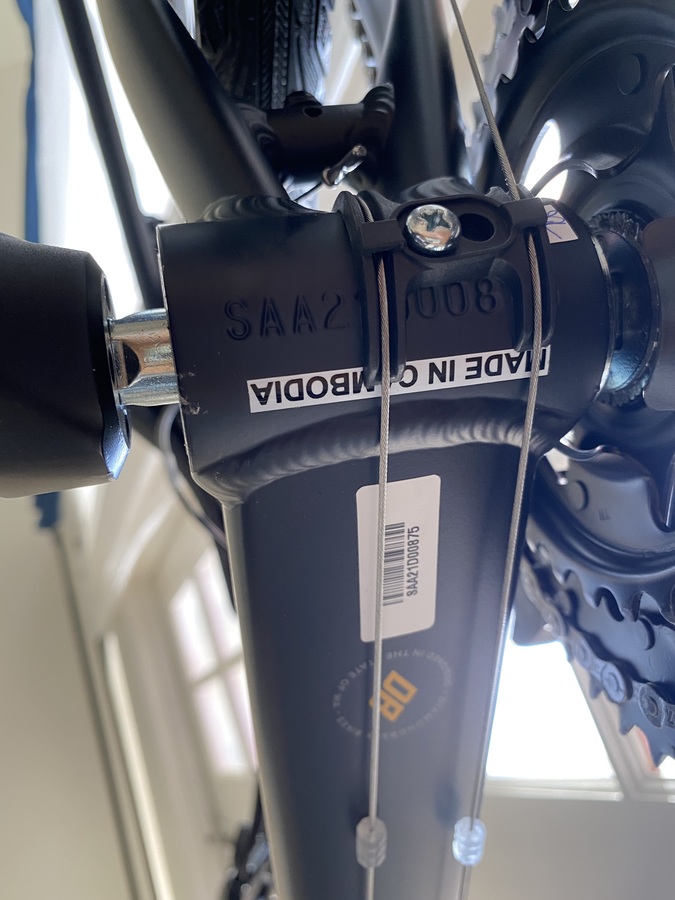 2021 Diamondback Metric 1