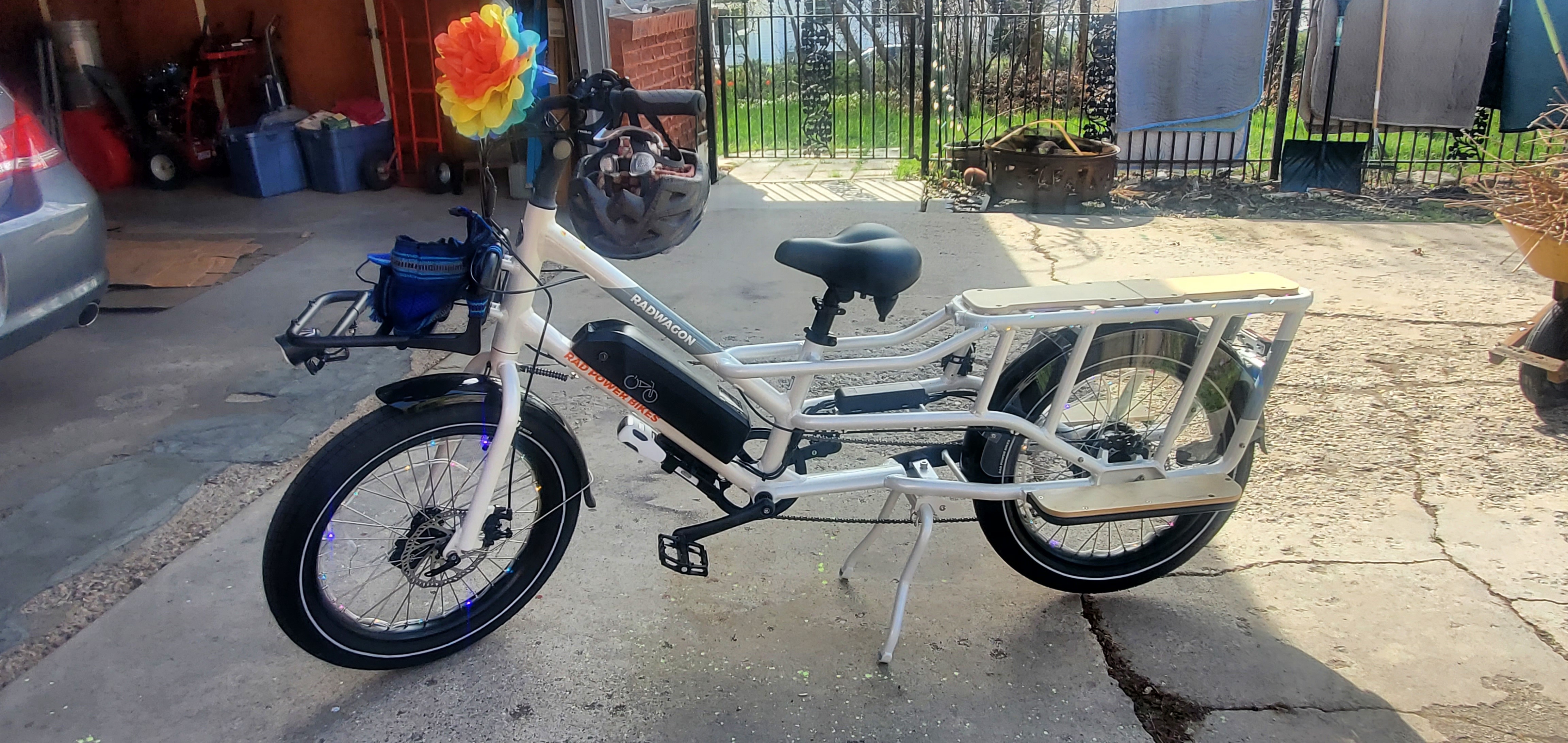 2020 Rad Power Bikes Long-tail cargo cargo bike rear