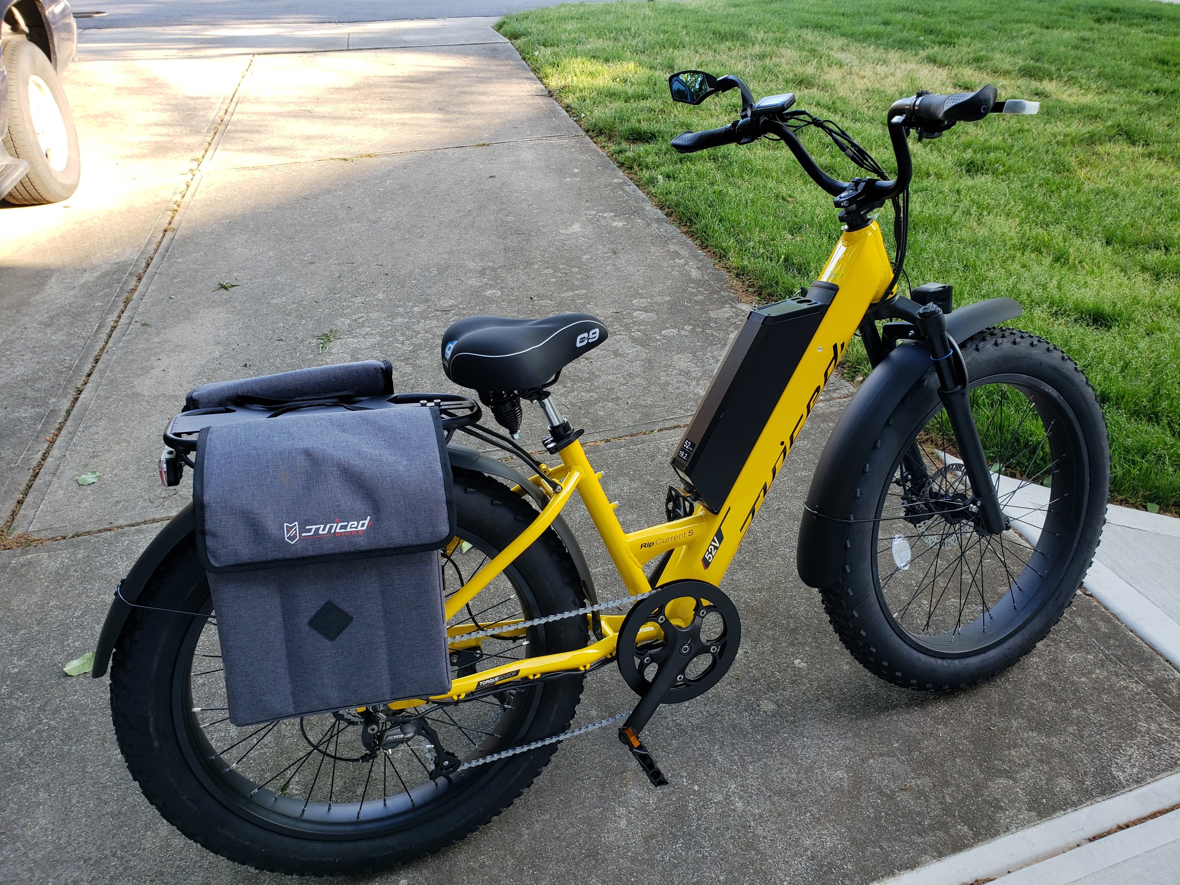 2021 Juiced Bikes Rip Current S step thru