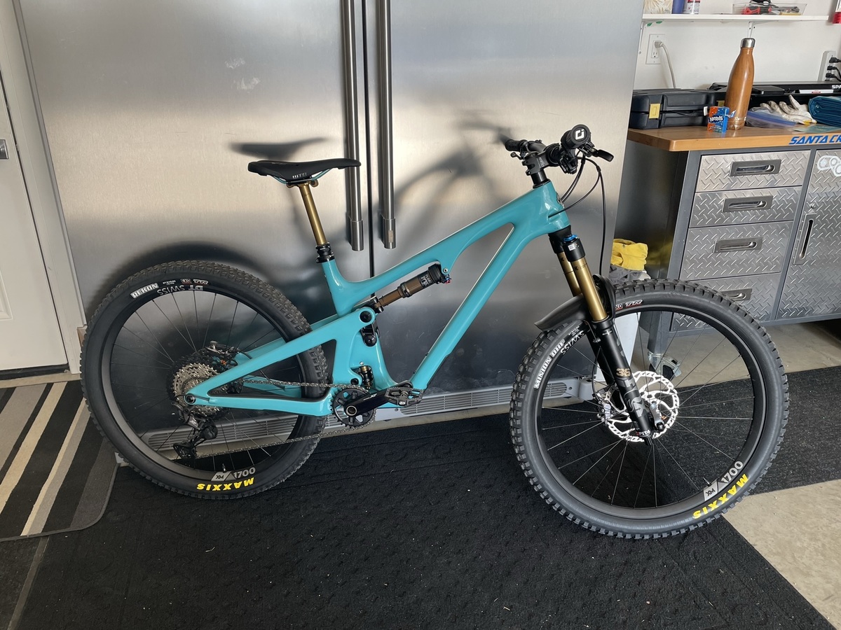 2022 Yeti SB140