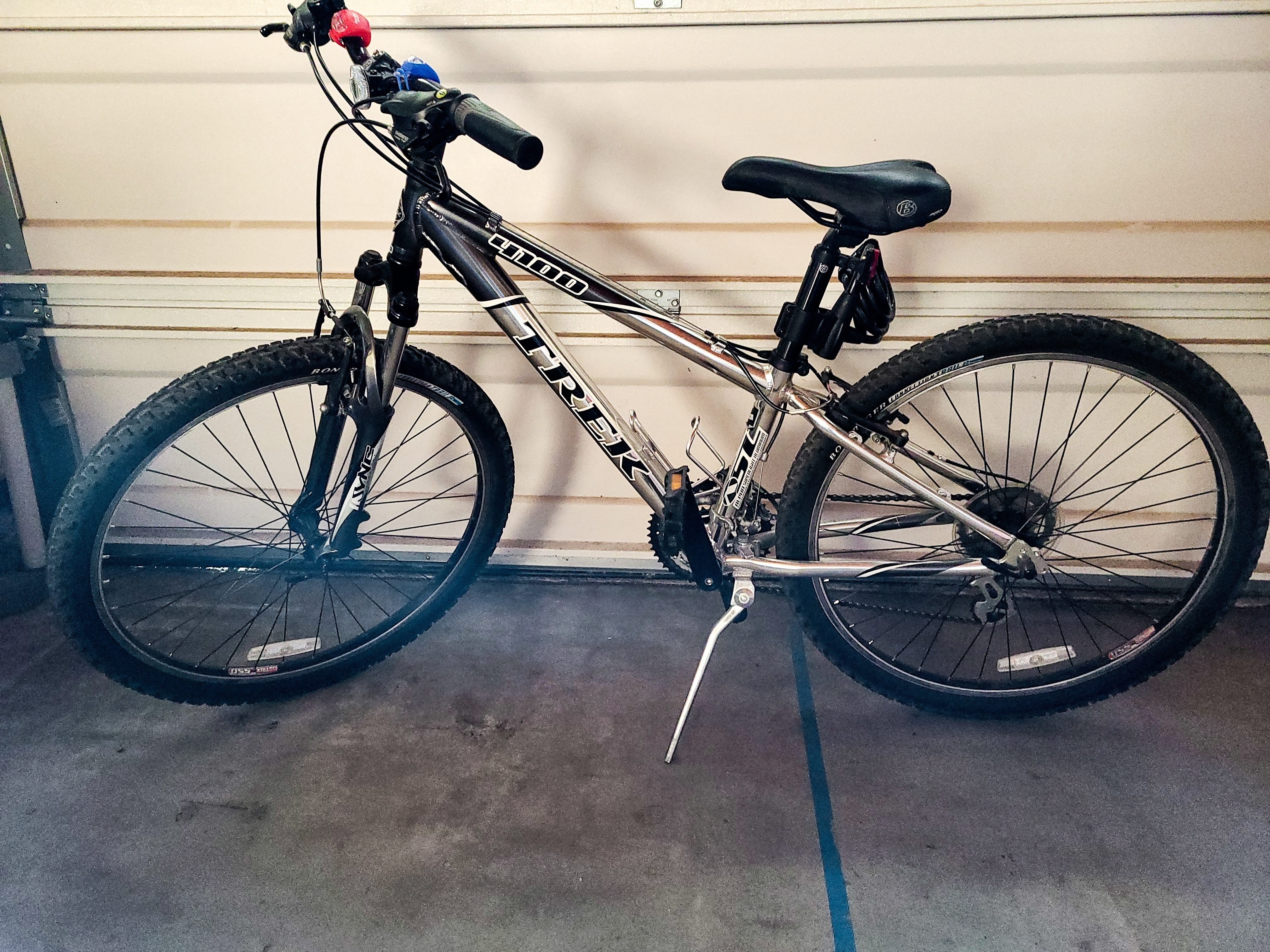 2004 Trek 4100