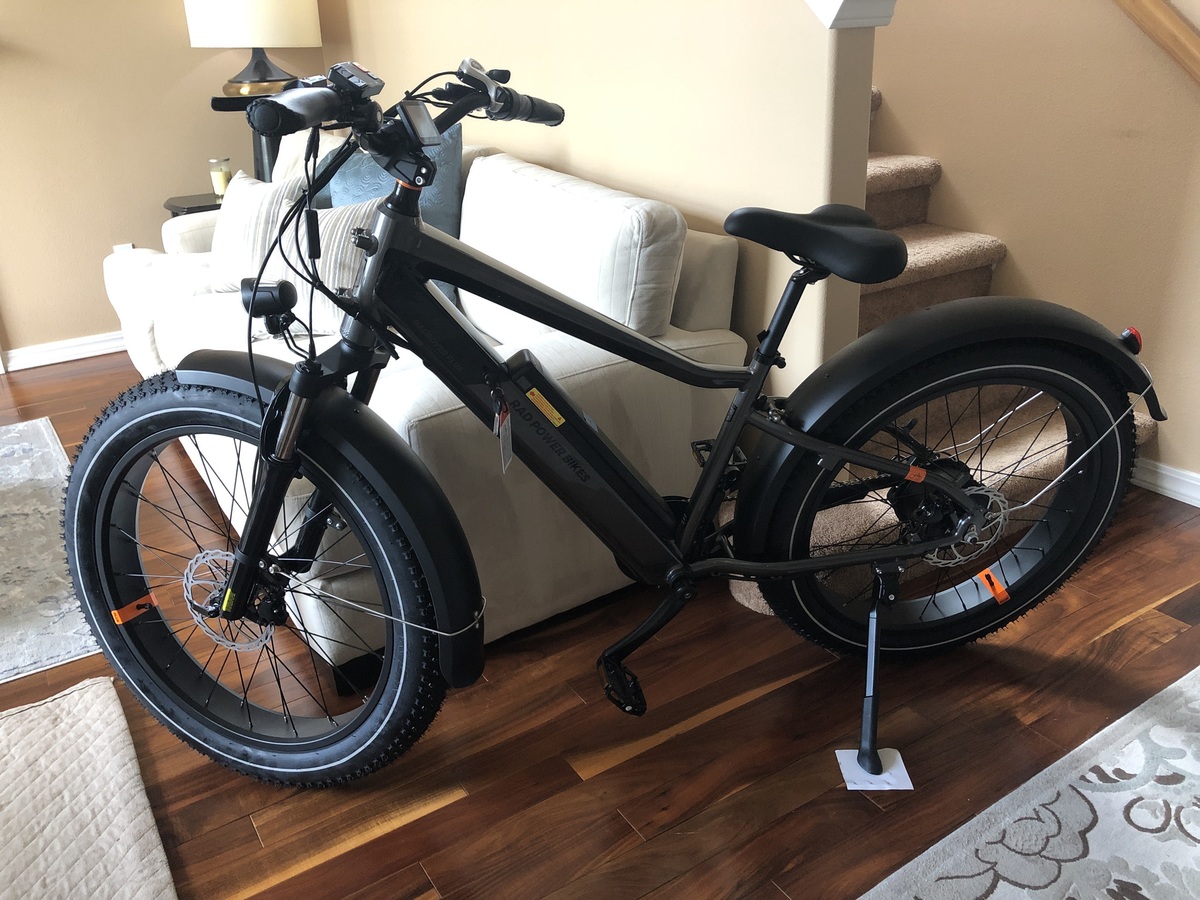 2022 Rad Power Bikes Radrover 6 Plus Step Over