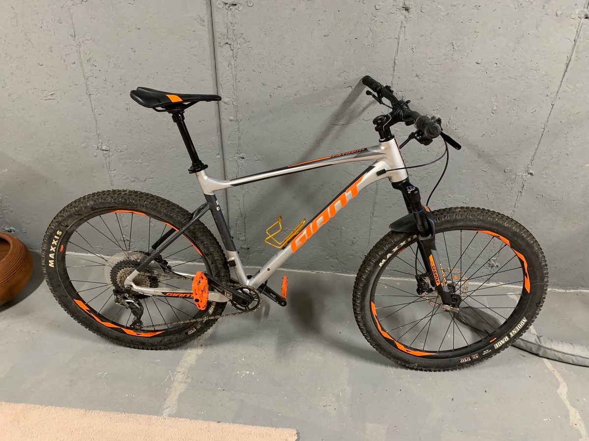 2019 Giant Fathom 1 XL