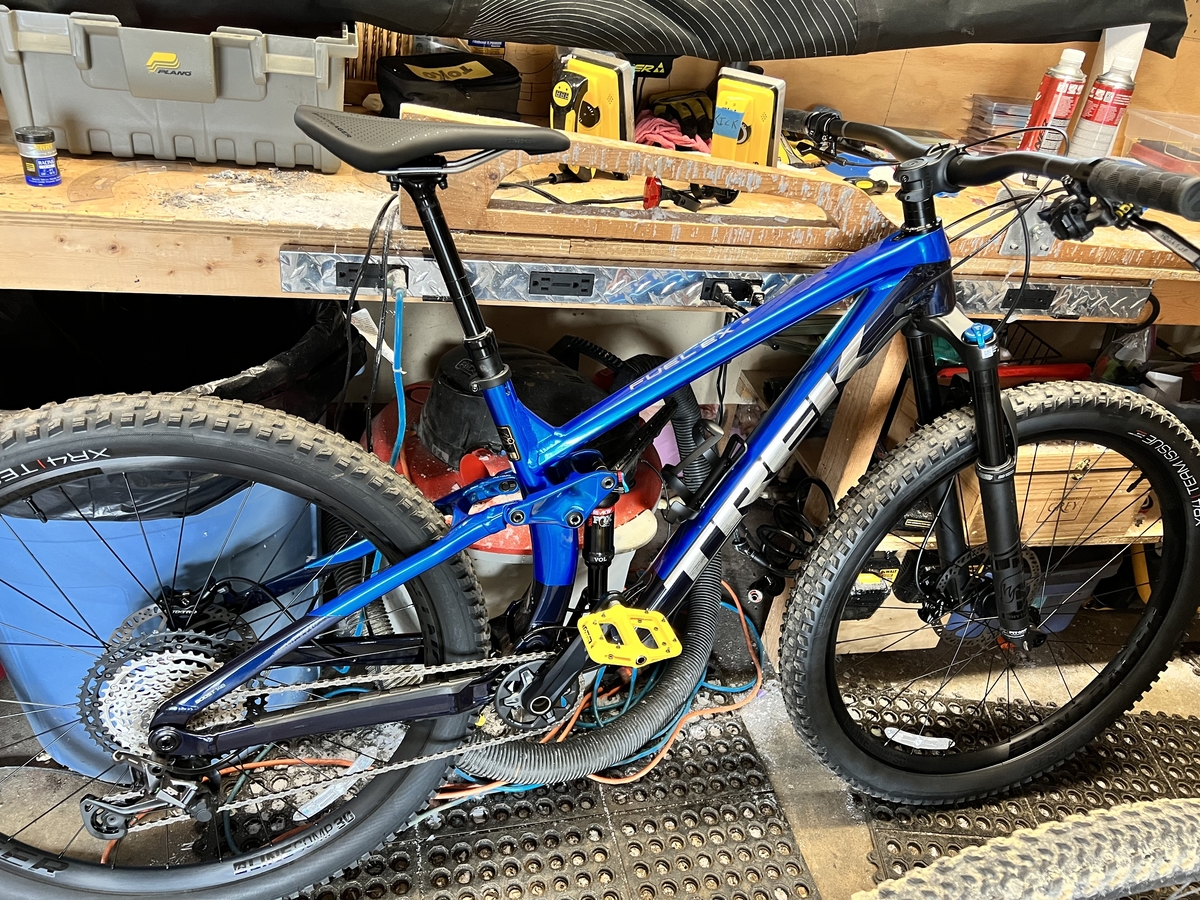 2022 Trek FUEL EX 8 XT ML 29