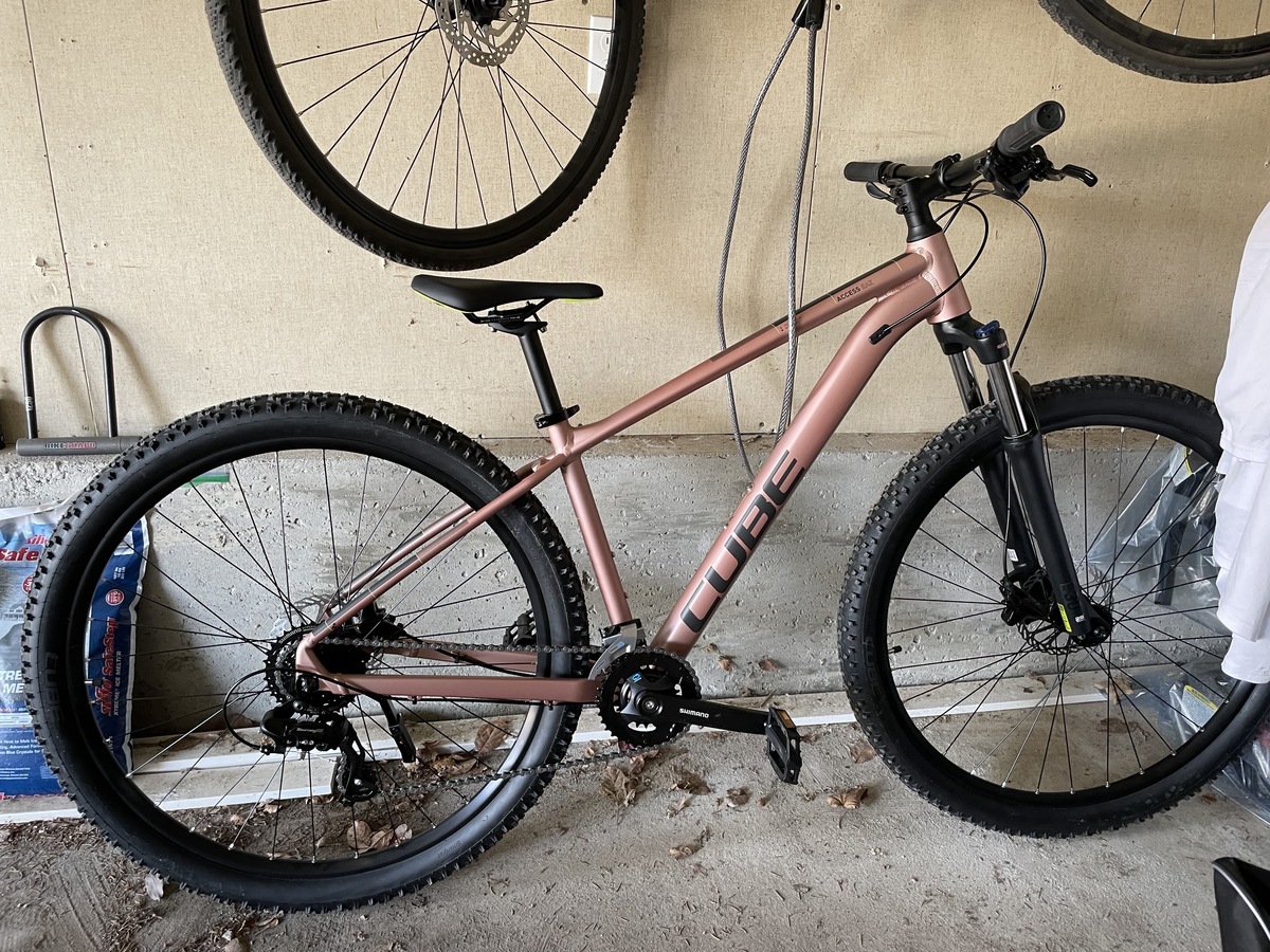2022 Cube Access WS EAZ (A) 29 Medium BlushMeta...
