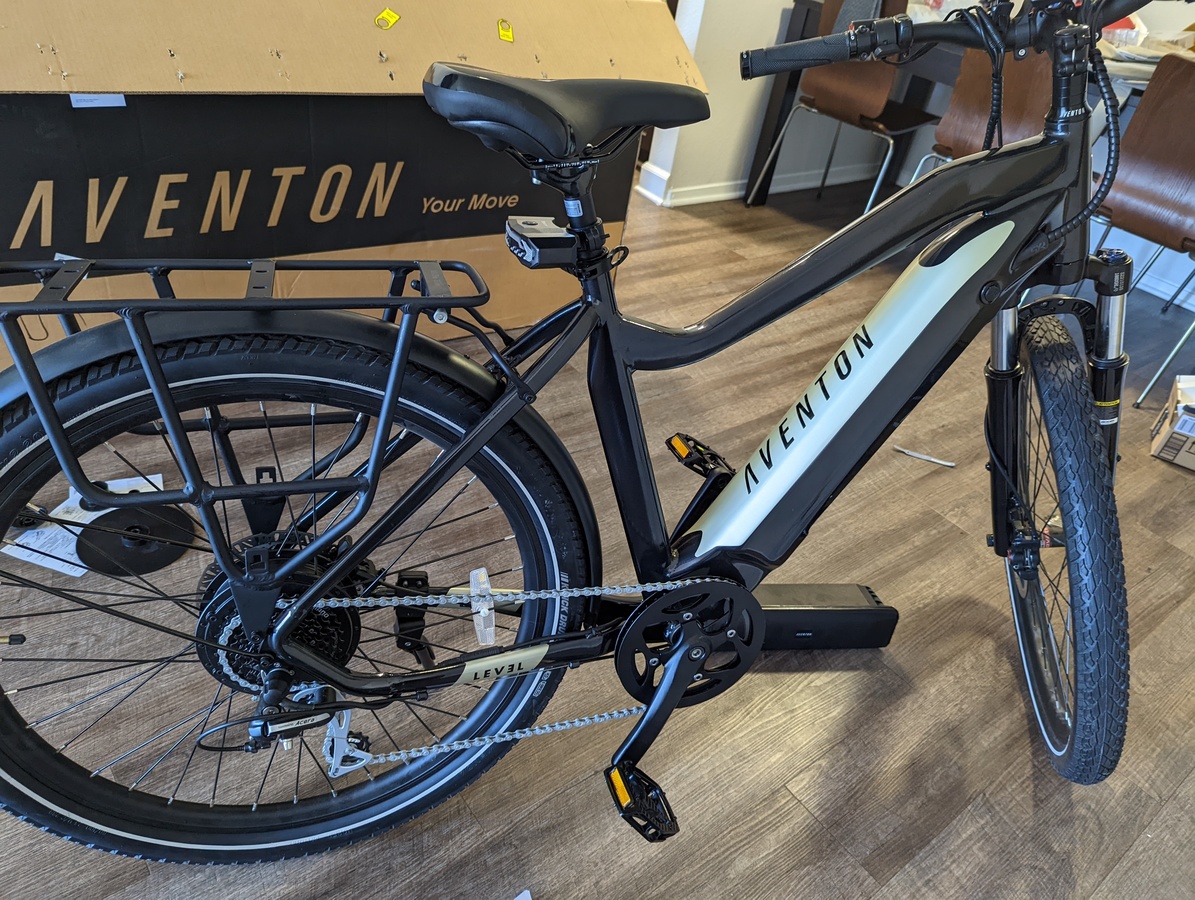 2021 Aventón Level Commuter Bike