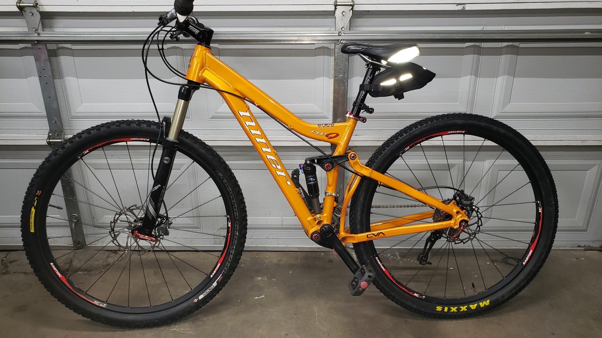 2010 Niner Dual suspension mountain bike