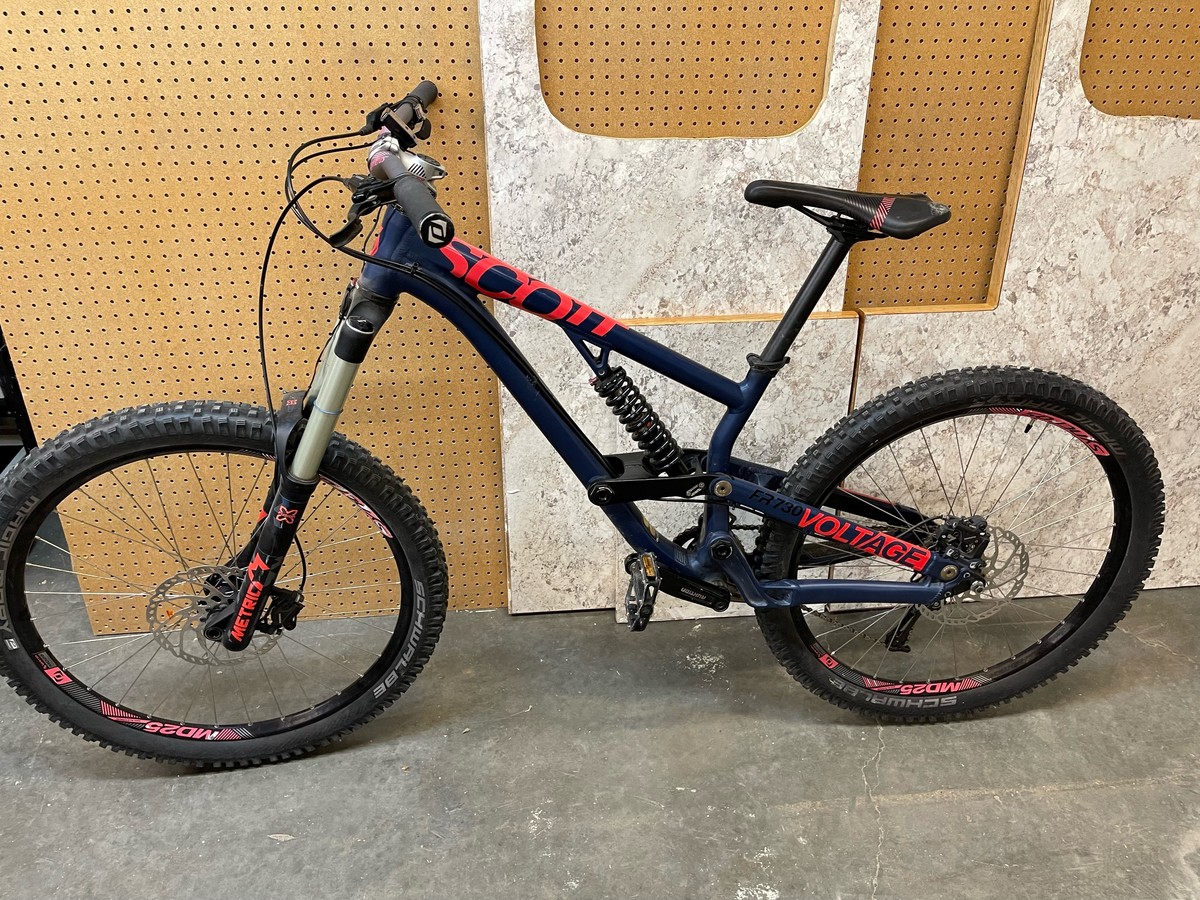 2015 SCOTT Voltage FR730