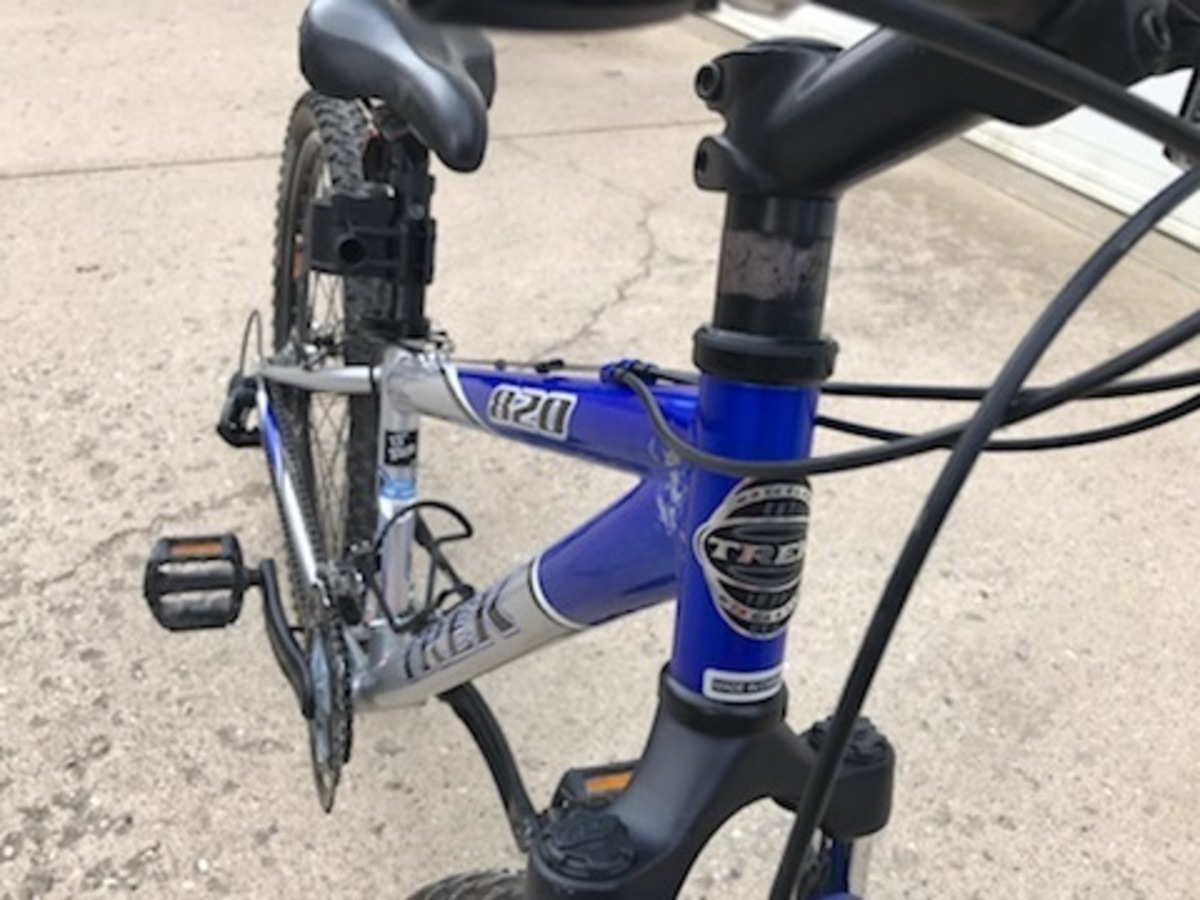 Trek 820