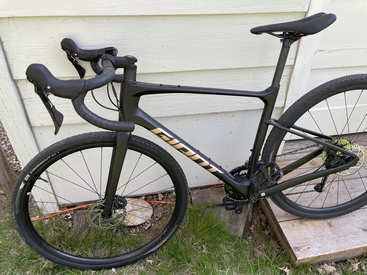 2022 Giant Advanced 3