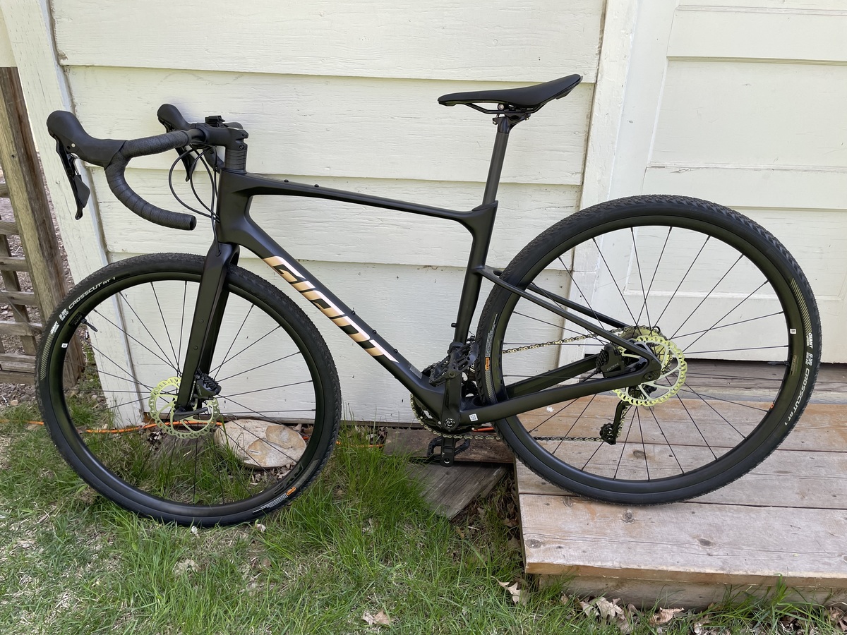 2022 Giant Advanced 3