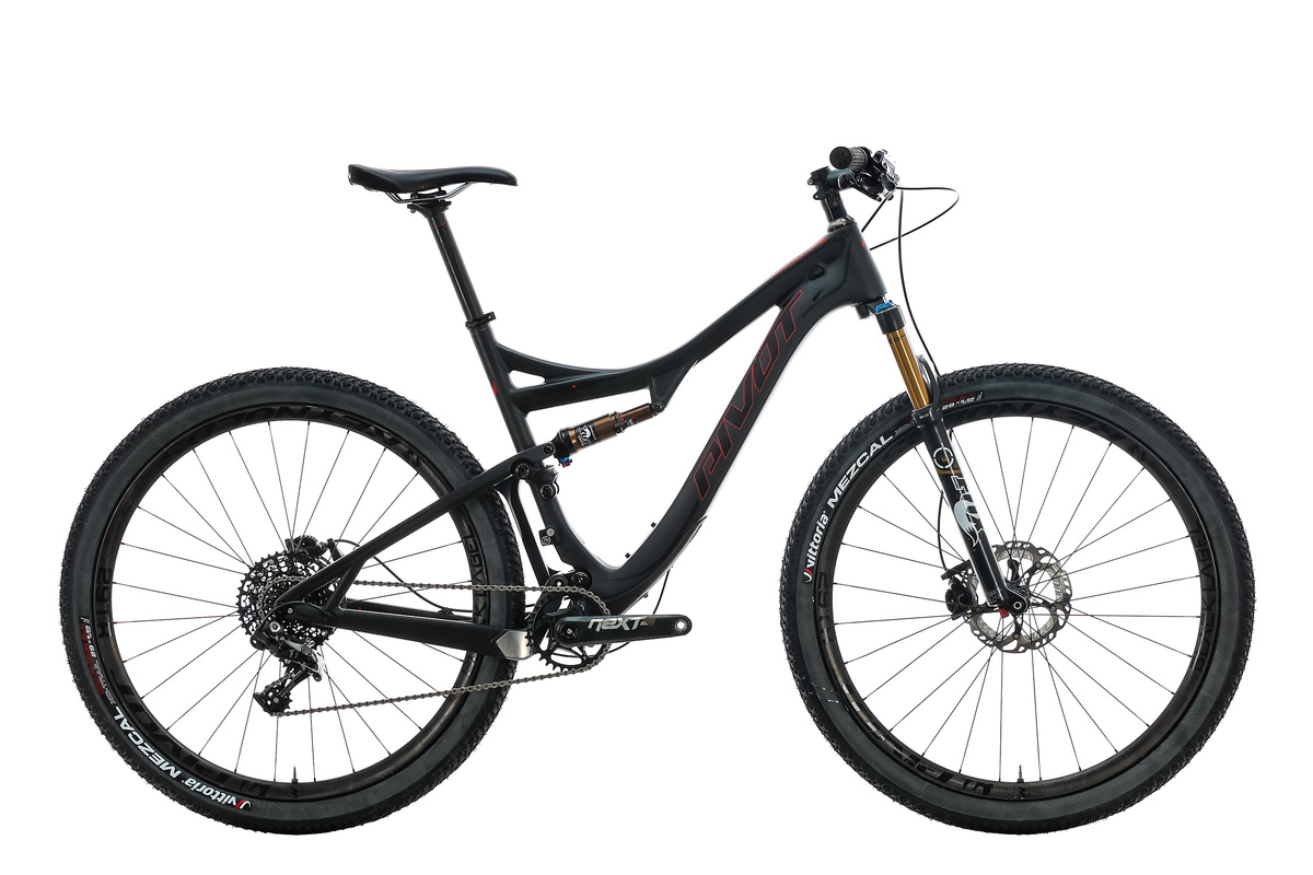 2016 Pivot Mach 429