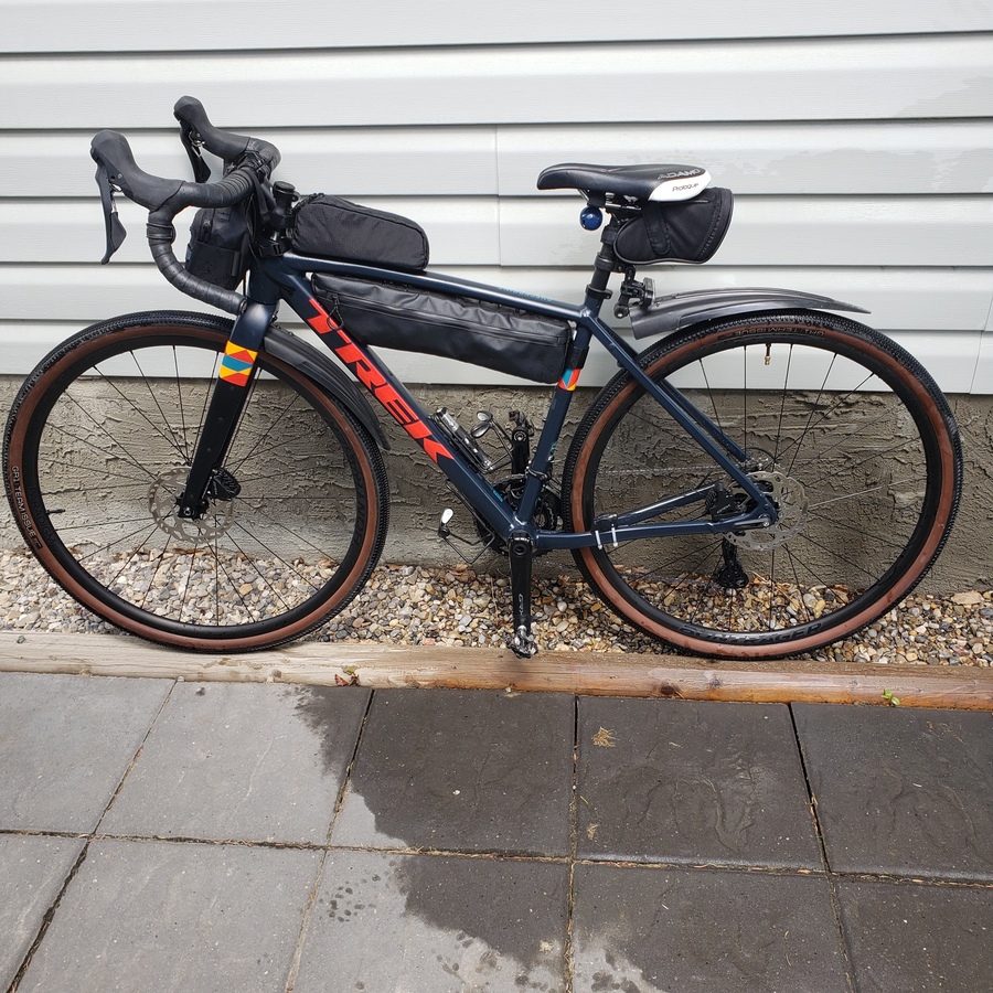 2022 Trek Checkpoint ALR 5