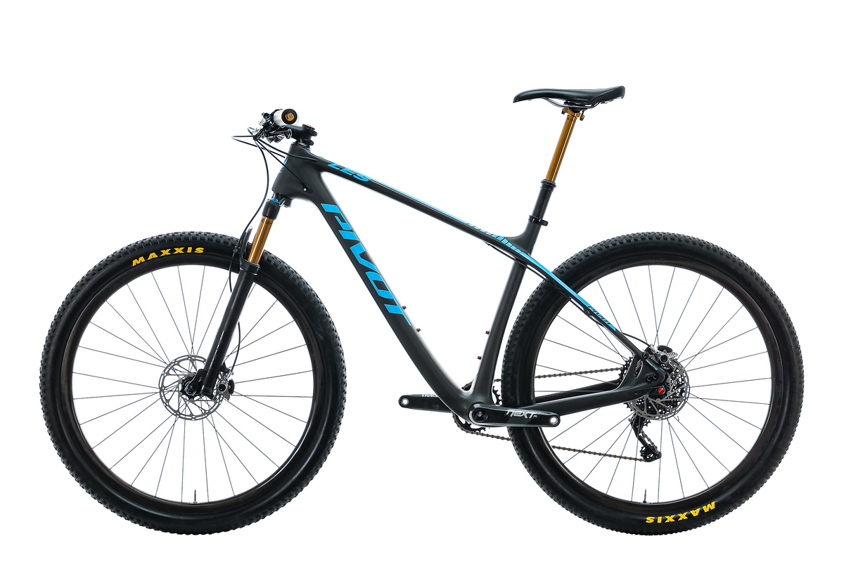 2017 Pivot LES 29