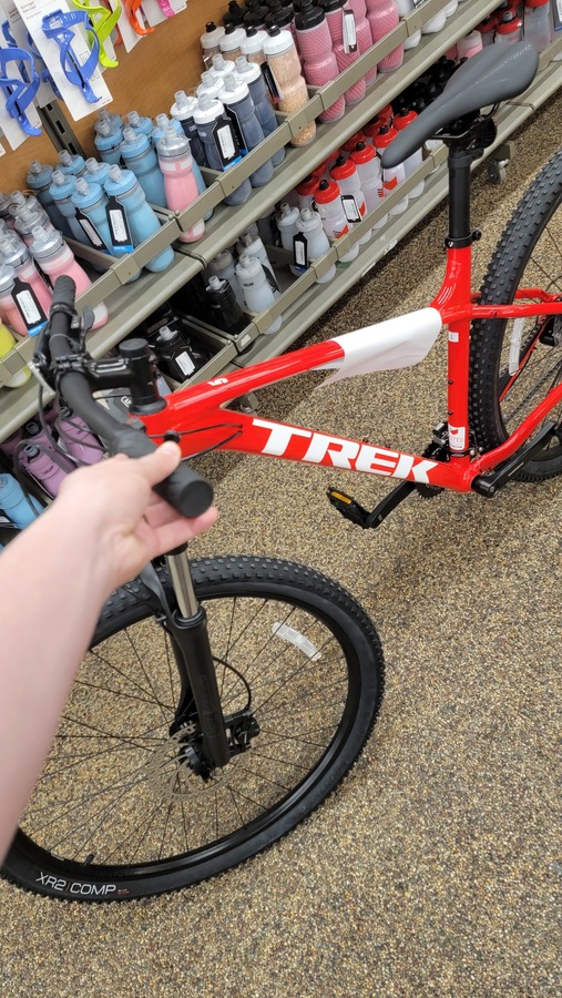 2022 Trek Marlin 5