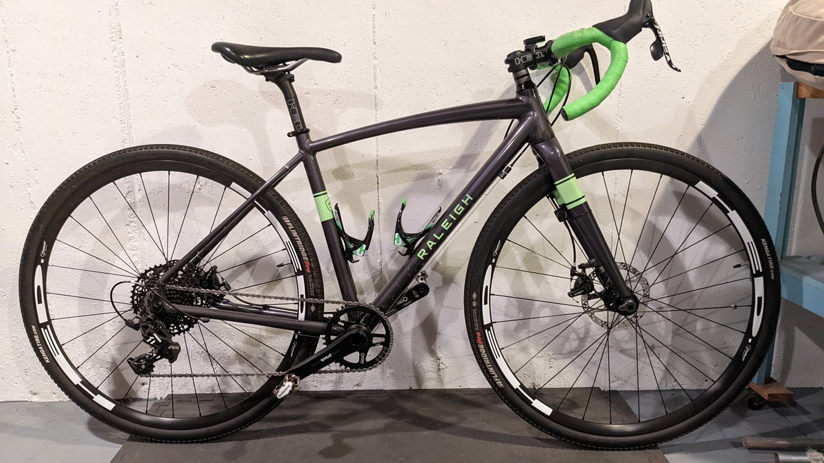 2018 Raleigh Amelia 3