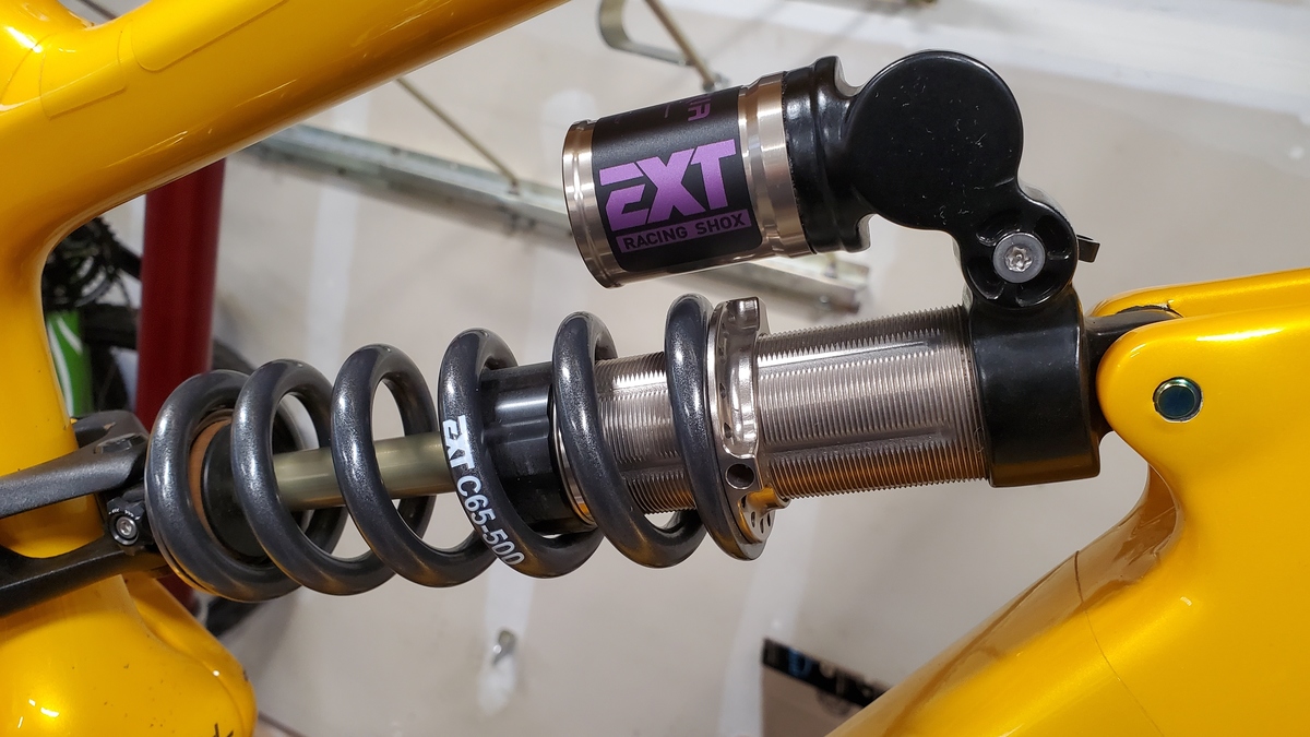 2022 YT Capra Core 3