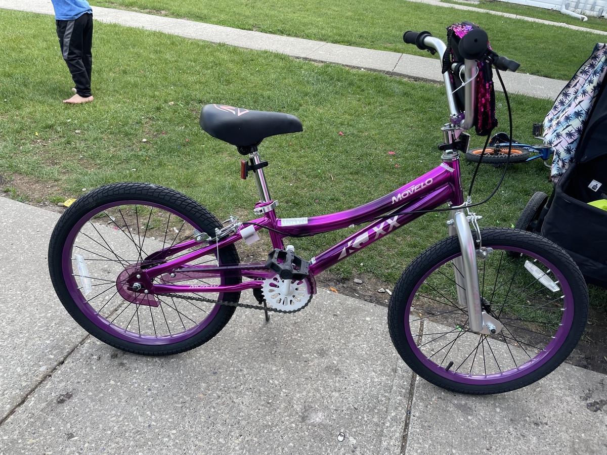 2022 Movelo KJXX