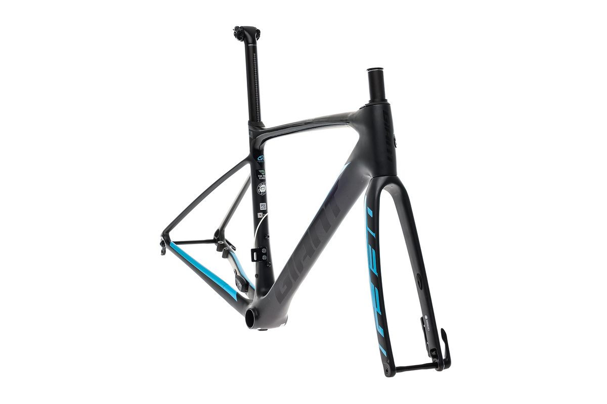 2020 Giant Defy Advanced Pro 0