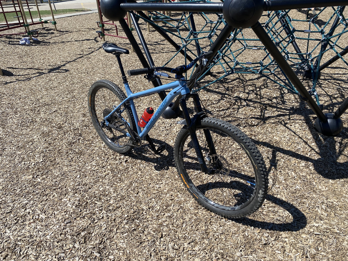 2021 Nukeproof Scout 290