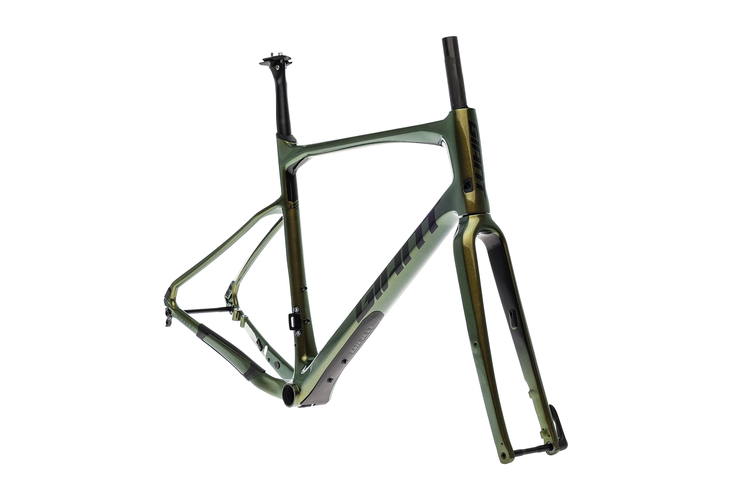 2021 Giant Revolt Advanced