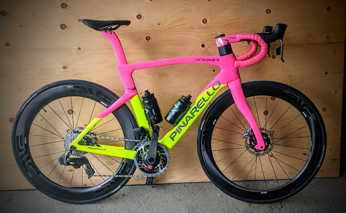 2022 Pinarello Dogma F DISK (myway) Neon Pink/Neon Y...
