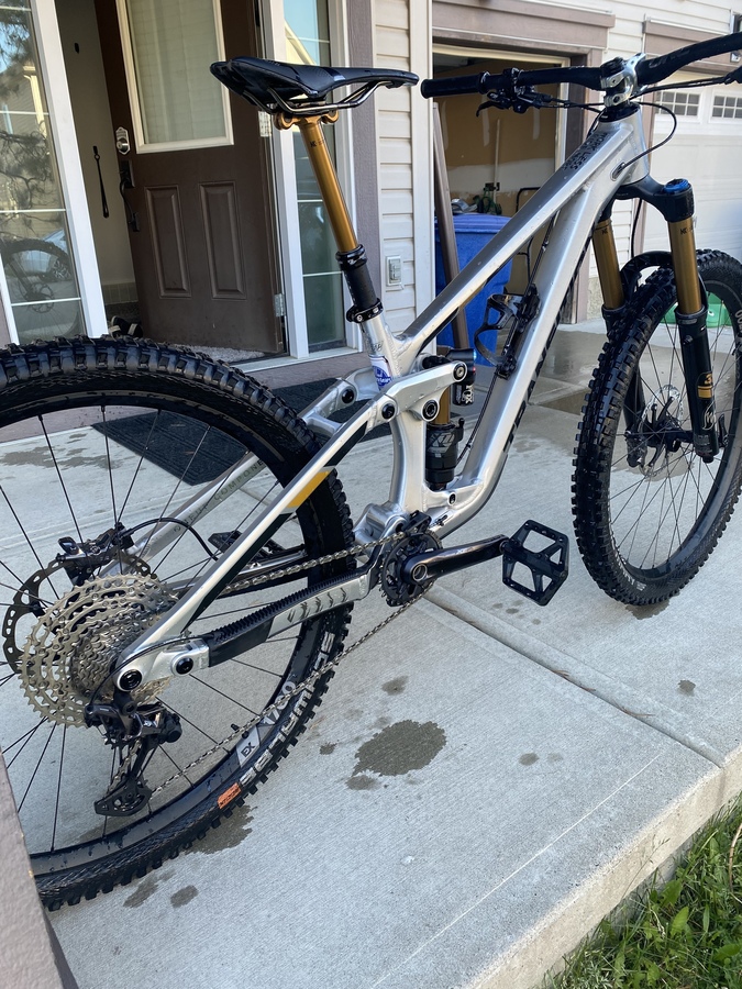 2022 Transition Bikes Spire