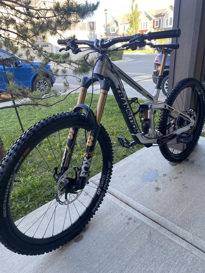 2022 Transition Bikes Spire