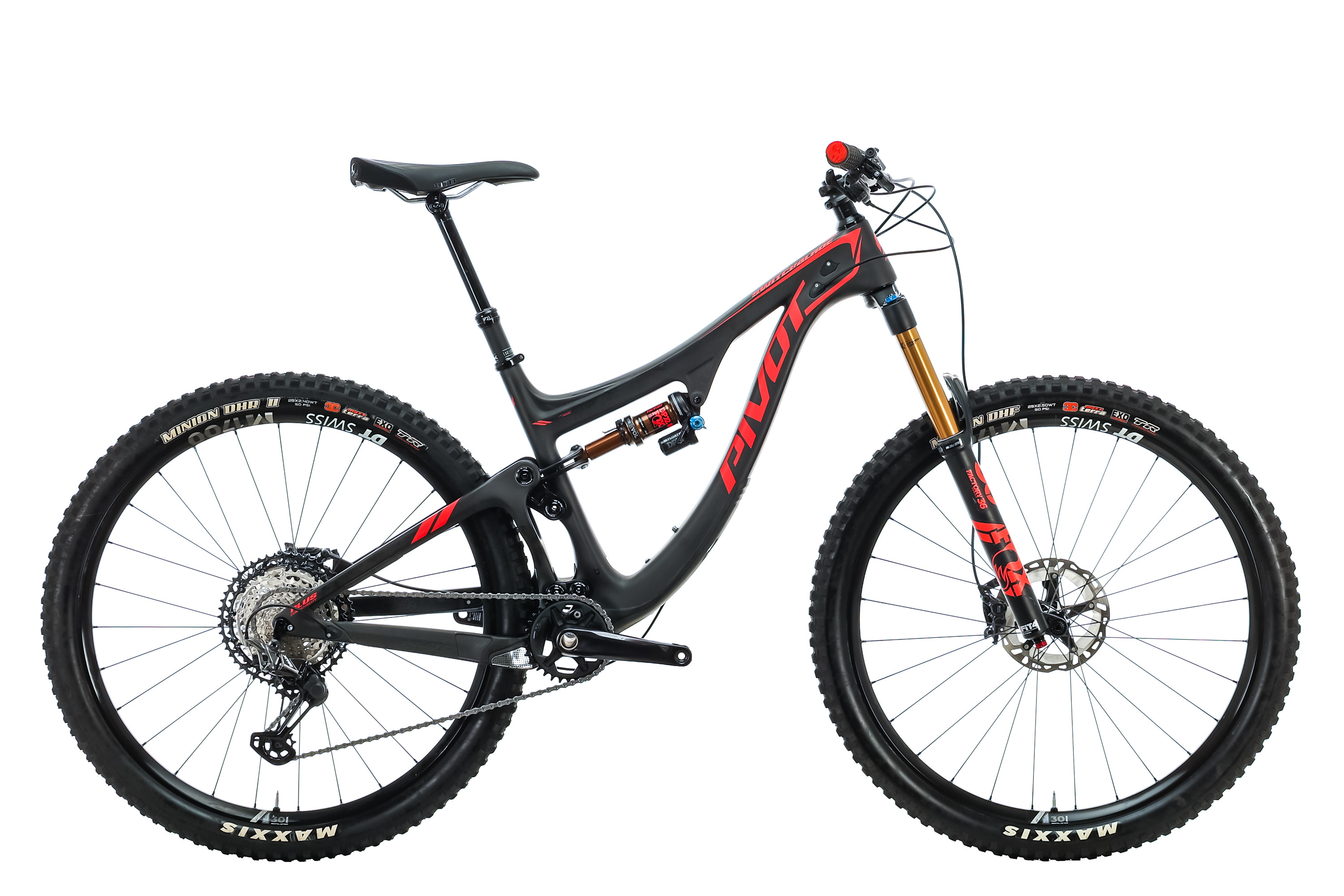 2019 Pivot Switchblade