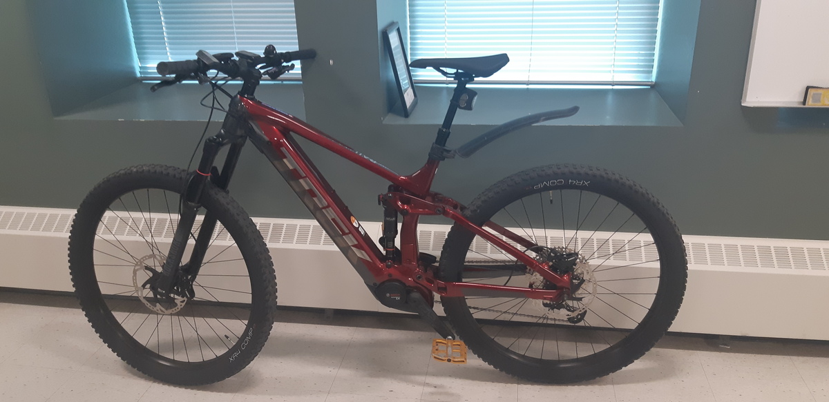 2022 Trek Trail 5