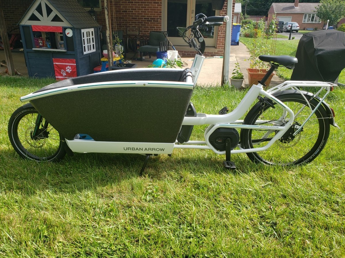 2022 Urban Arrow Family cargo bike (front storage)