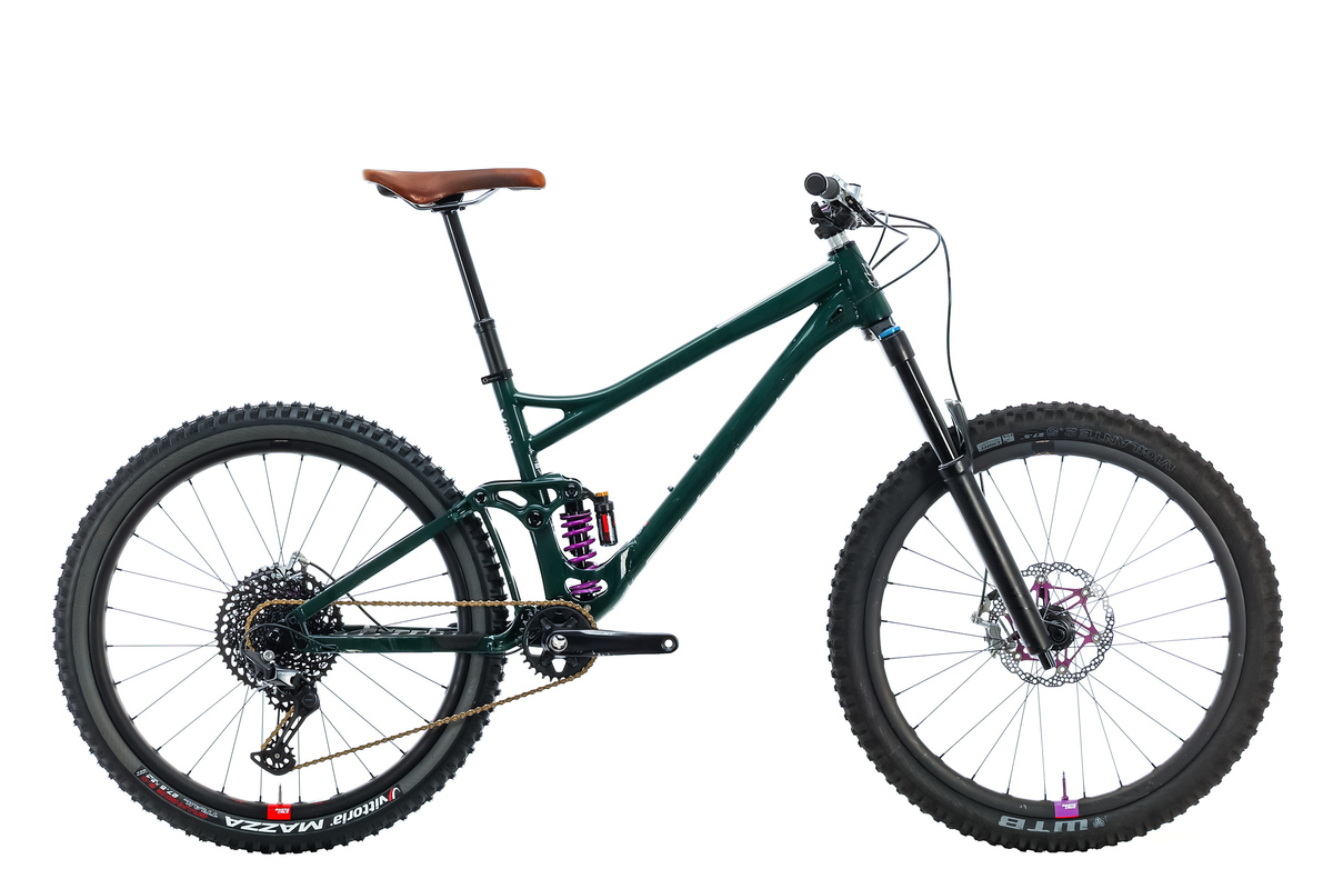 2020 Banshee Bikes Spitfire V3