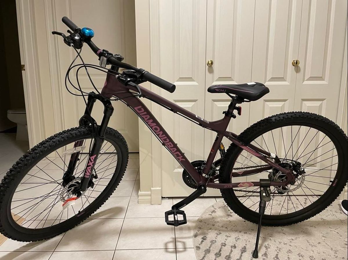 2022 Diamondback Women's Ridgeback 27.5 Mountain Bike