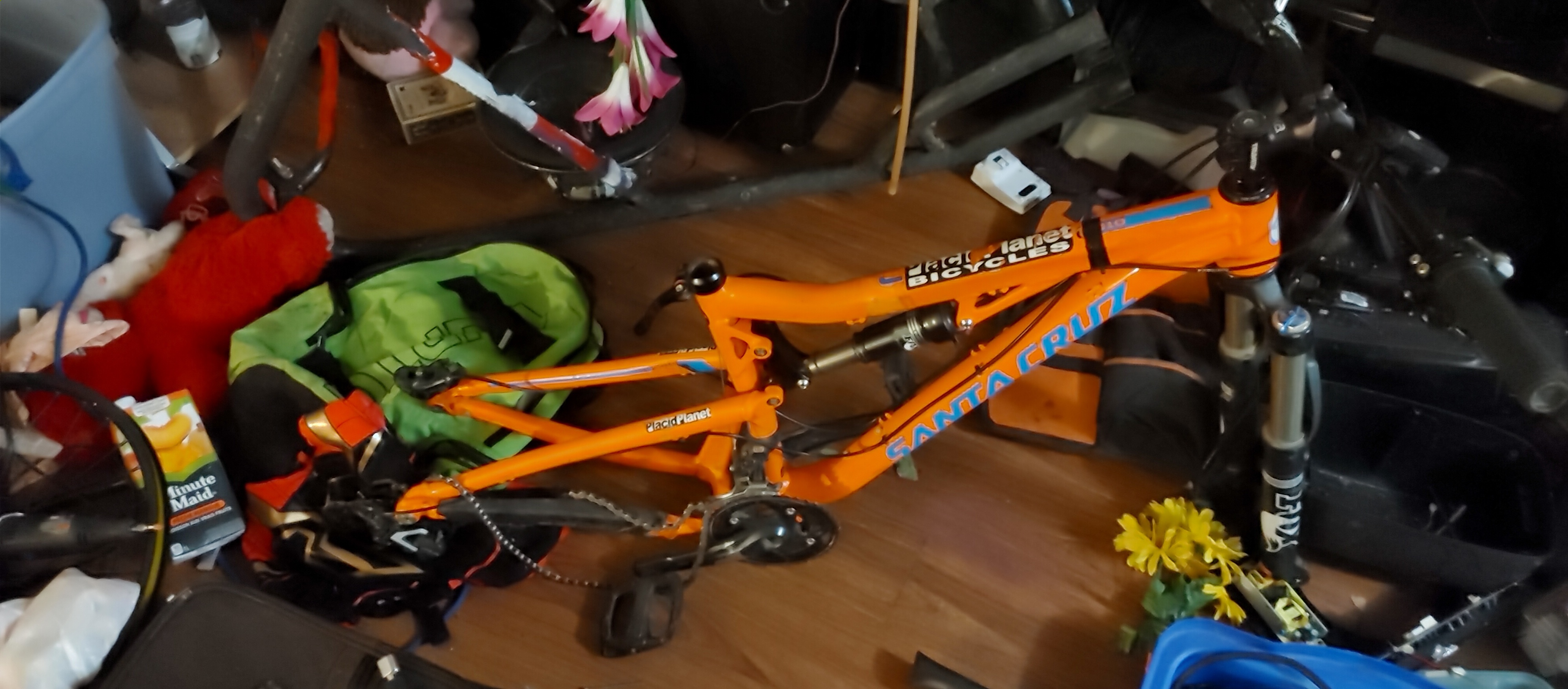 2018 Santa Cruz Smal