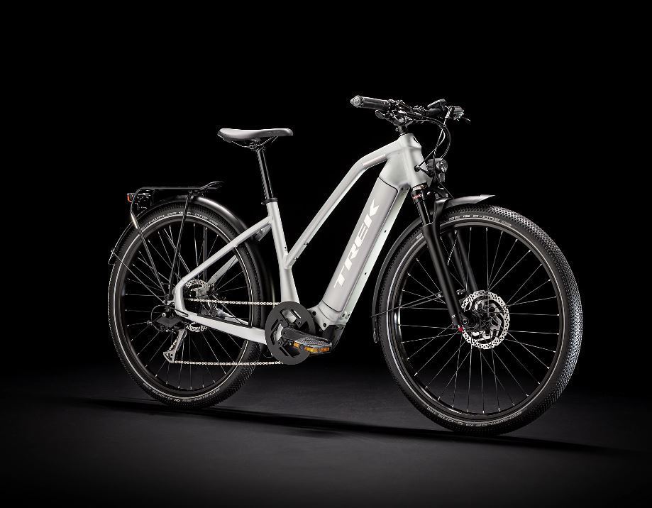 2022 Trek Allant+ 7S Stagger