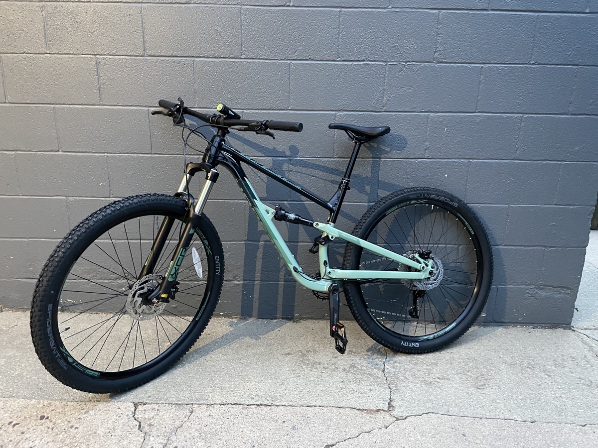 2022 Polygon Siskiu D6