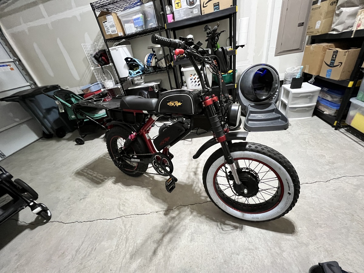 2021 Ariel Rider Grizzly V2