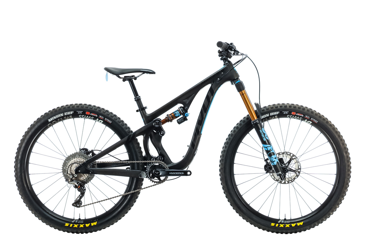2018 Pivot Mach 5.5