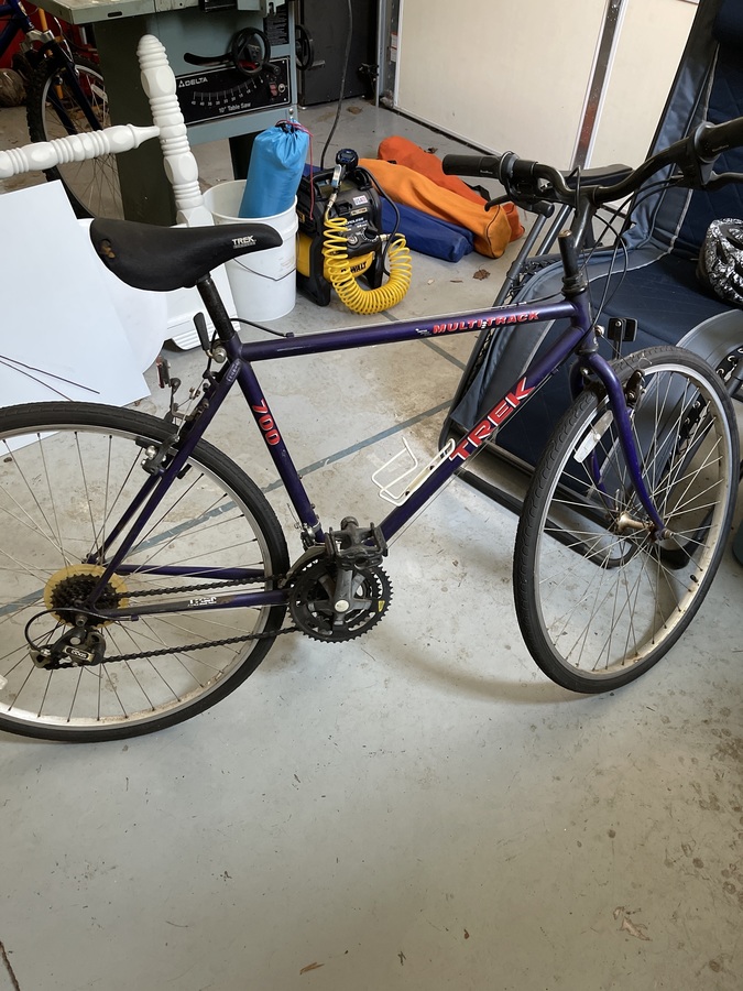 2022 Trek Multi-Sport 700