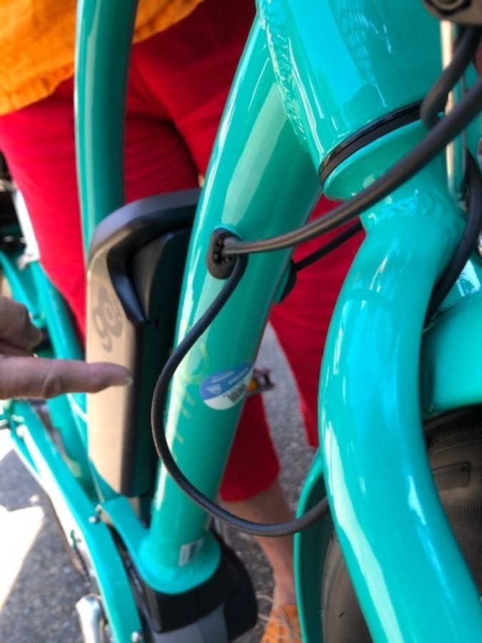 2023 Electra Townie Go! 5i EQ Step-Thru Electric B...