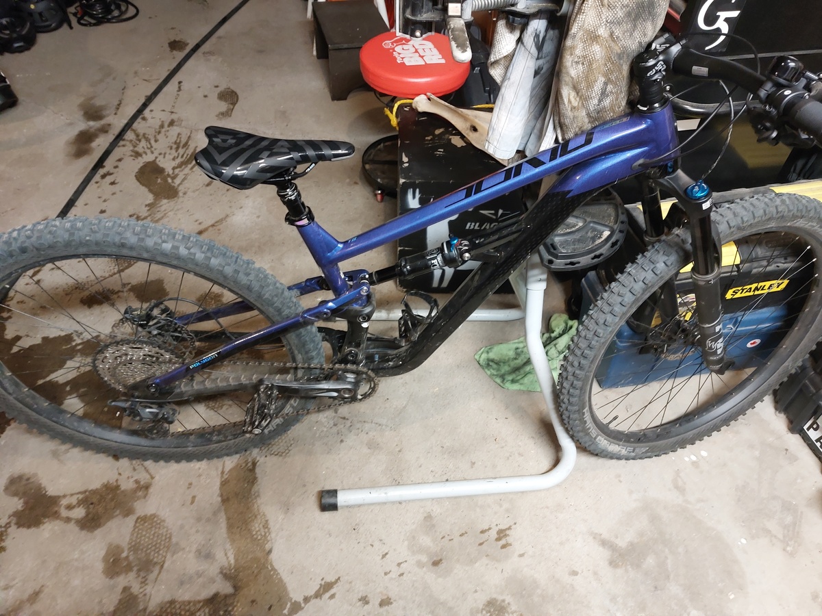 2022 Polygon Siskiu T8