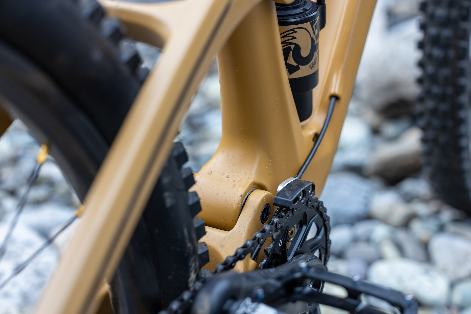 2020 Transition Bikes Sentinel