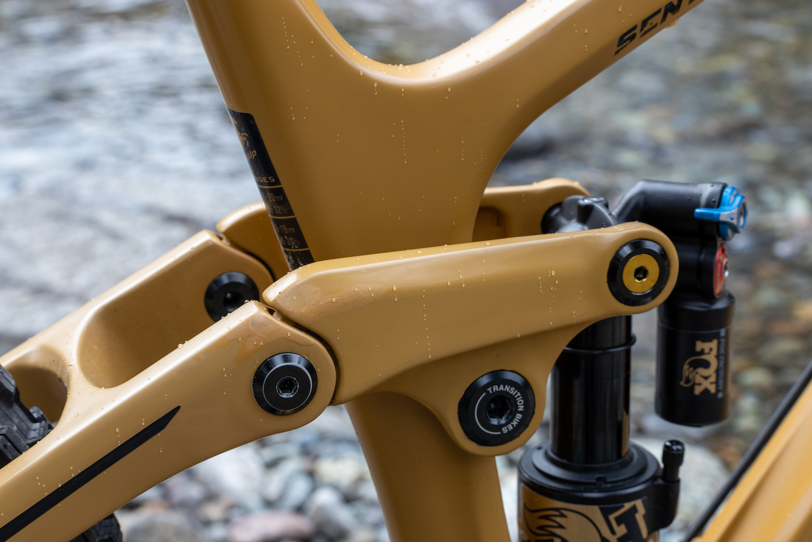 2020 Transition Bikes Sentinel