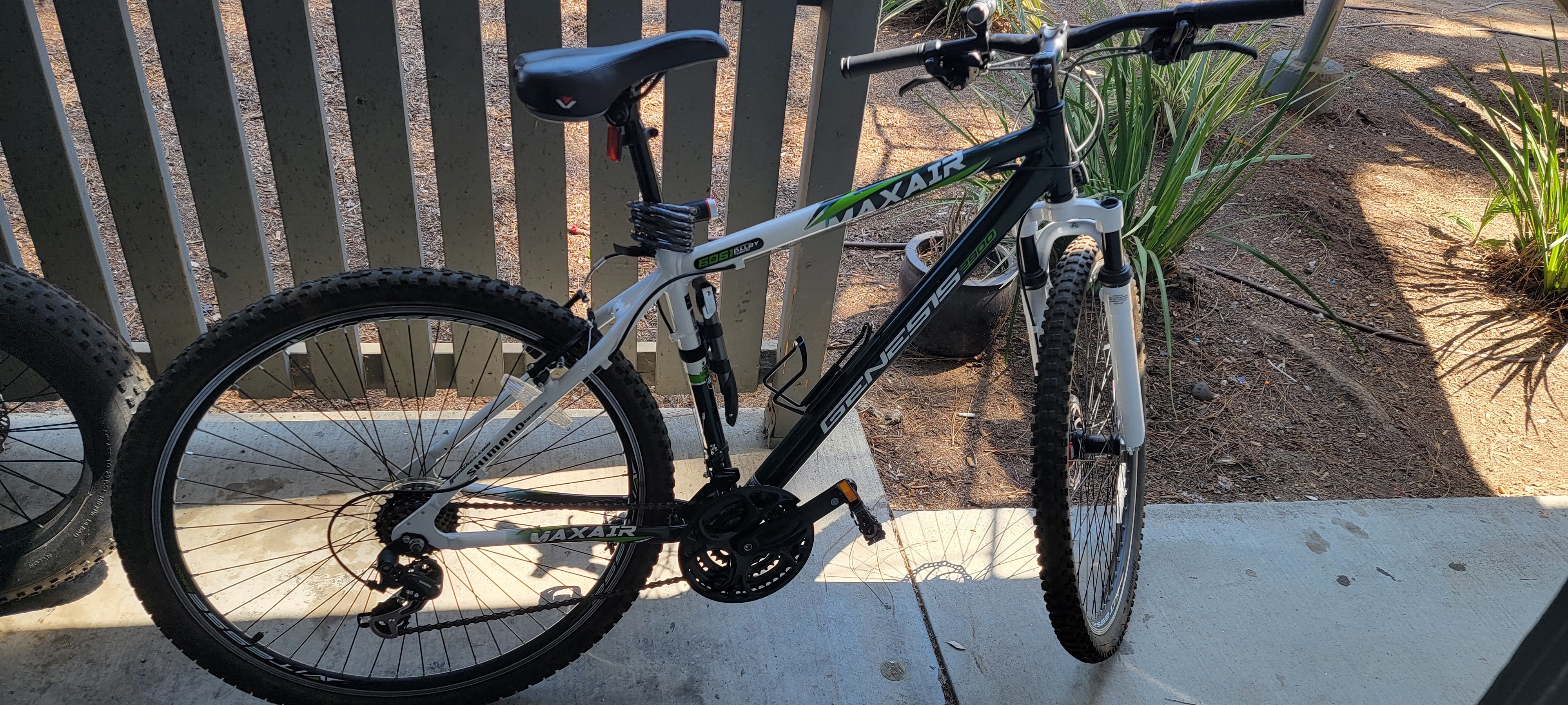 Genesis Mountain bike